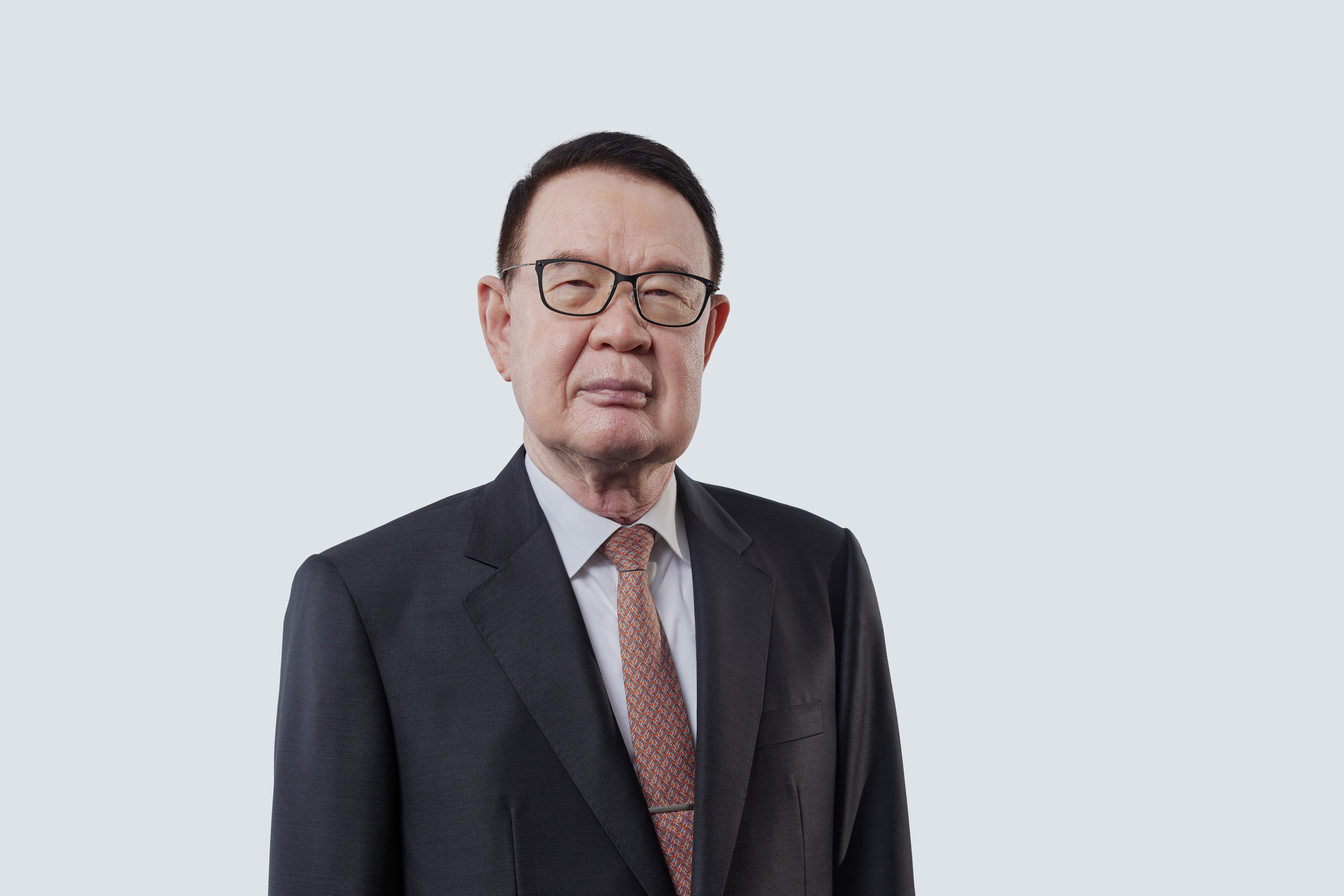 The Board honors Mr. Cheng-Hai Hung as “Founder” of Eclat - Eclat